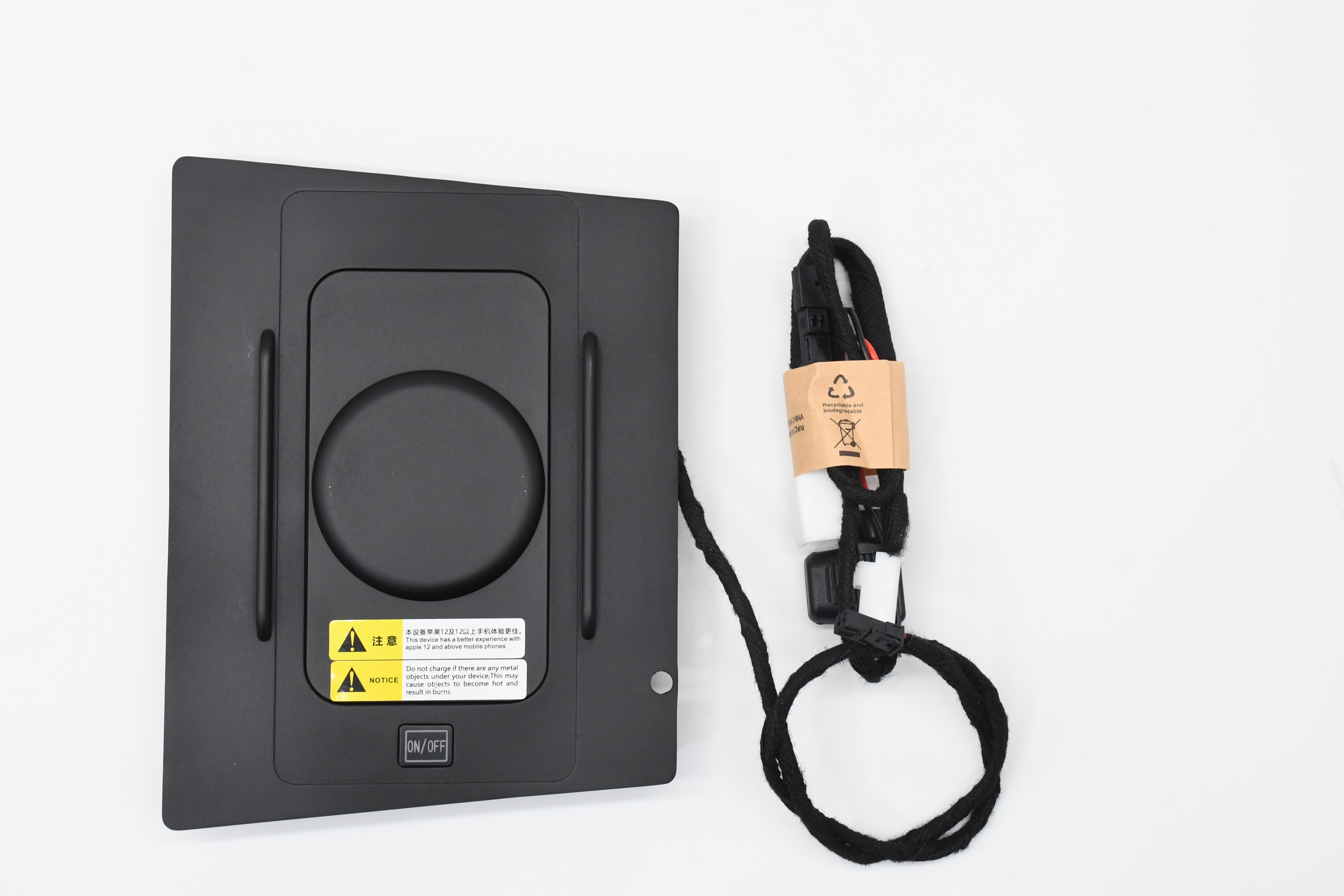 X-Decibel Wireless Charger for Toyota Innova Crysta MAGSAFE) – CARPLUS
