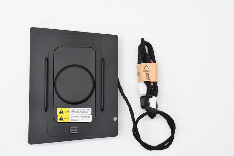X-Decibel Wireless Charger for Toyota Innova Crysta MAGSAFE) – CARPLUS