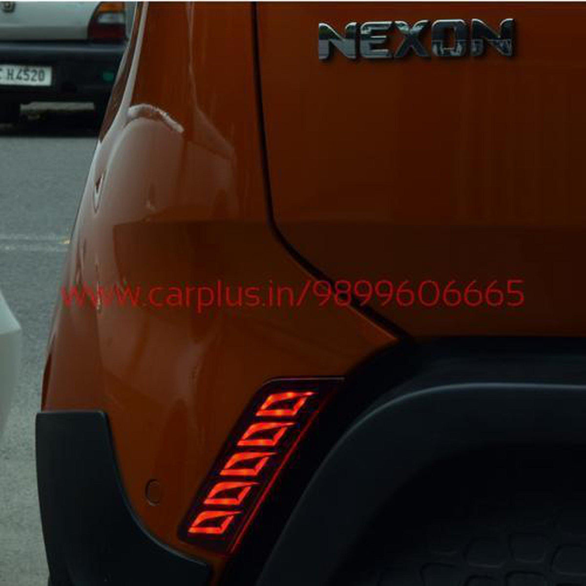 KMH Bumper Reflector For Tata Nexon – CARPLUS